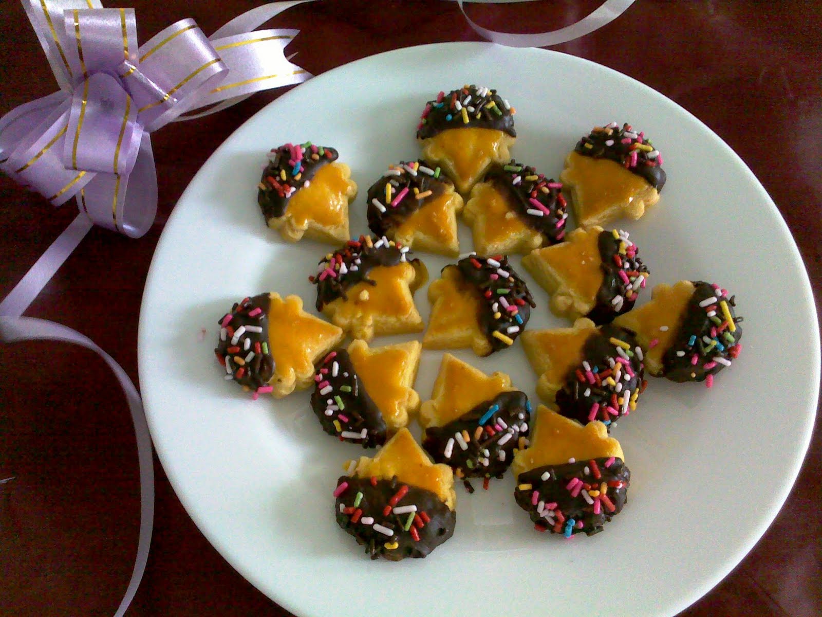 Zetty Bakery: Chocolate Dipped Ice-Cream Biscuits