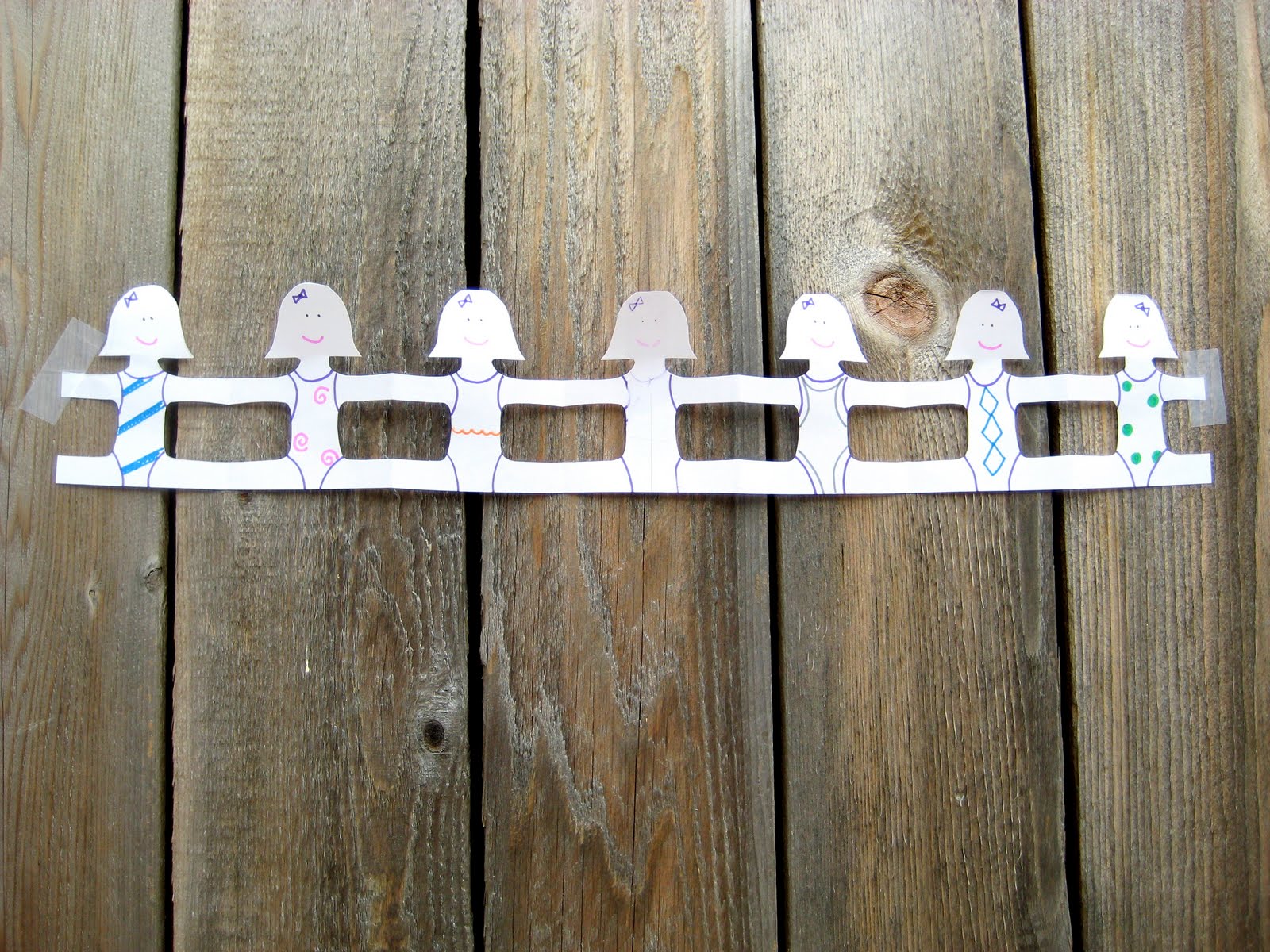 How to Make Paper Chain Gymnasts - C.R.A.F.T.