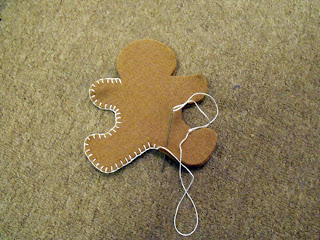 Wool Boutique: Tutorial: Felt Gingerbread Ornaments