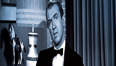 Somebody Stole My Thunder: Kim Novak and Pyewacket Put a Spell on James ...