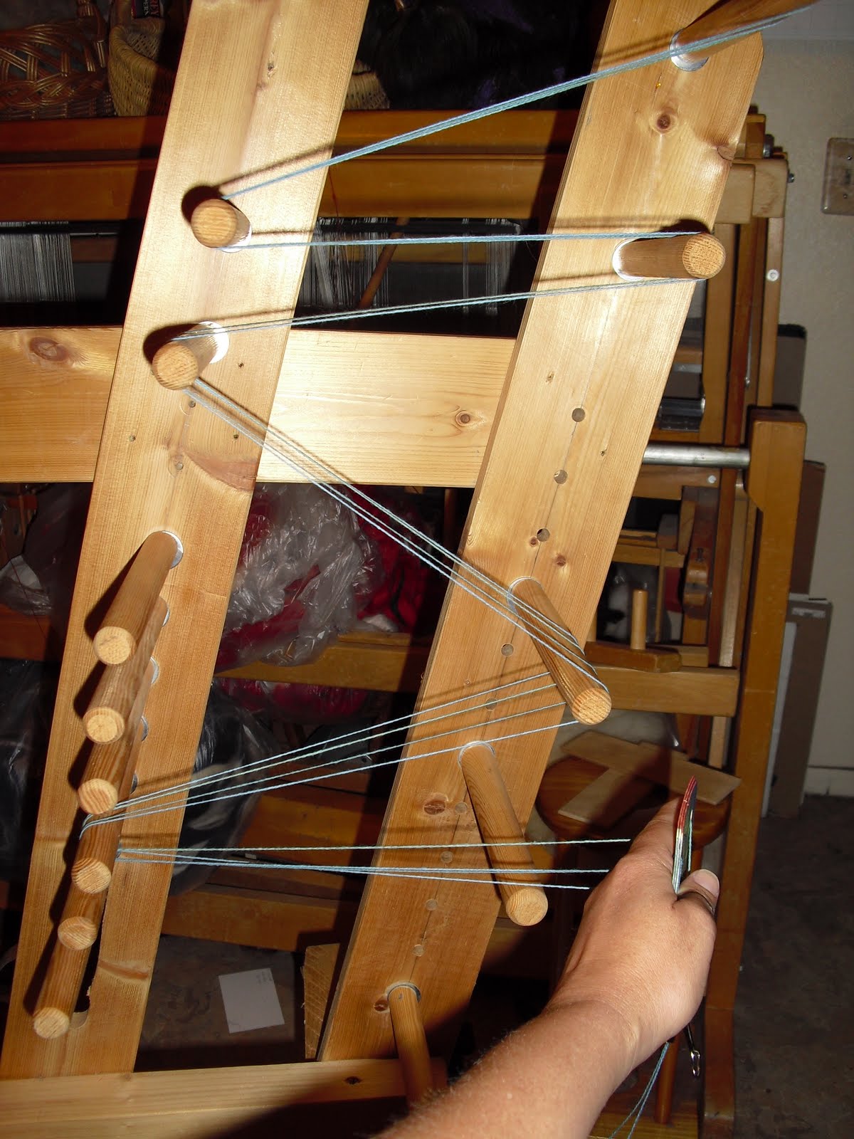 Tangible Daydreams: Tutorial: Warping a standing inkle loom for card ...