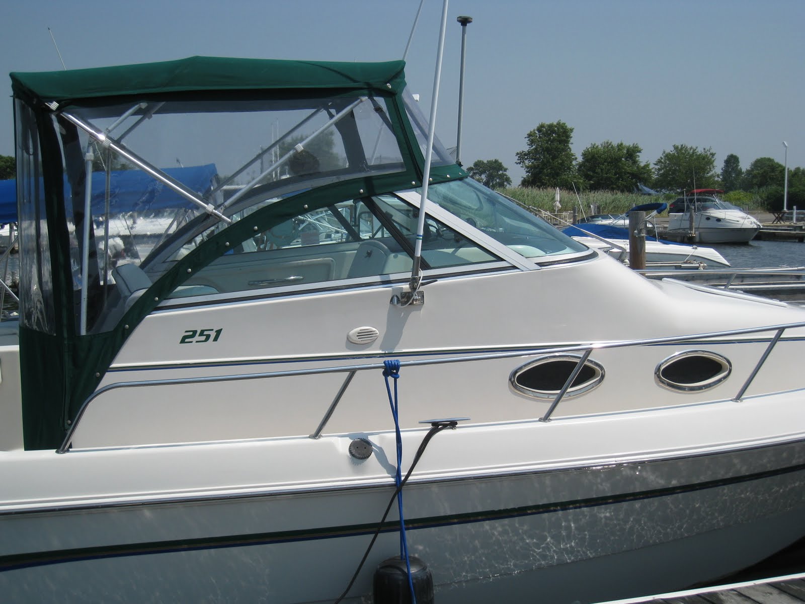 1997 Proline 251 Walkaround (27ft) - $15000 (Babyl