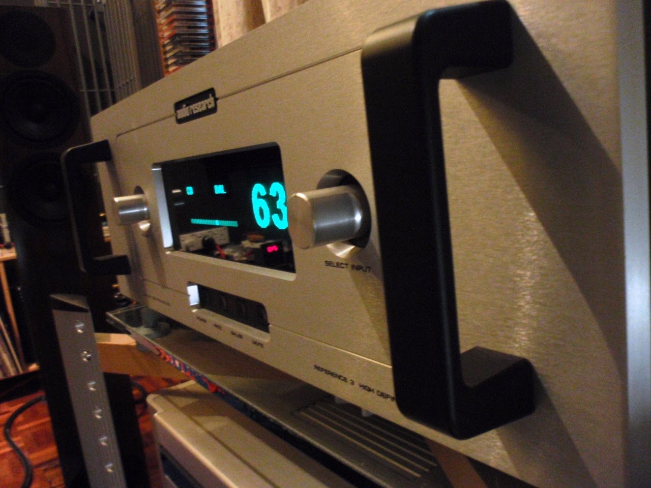 HiFi Unlimited: Still The Best? Audio Research Reference 3 Pre Amp.
