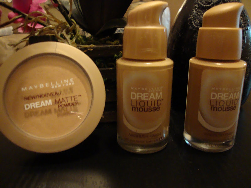 Life, Love, Beauty: MayBelline Dream Liquid Mousse & Dream Matte Powder