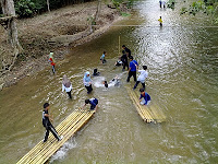 KELA ADVENTURE CAMP: BERMAIN RAKIT BULUH