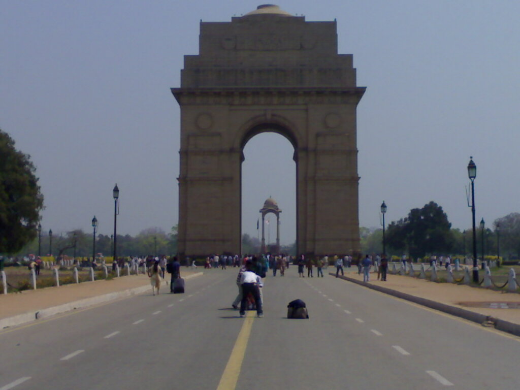 Visit India: India Gate