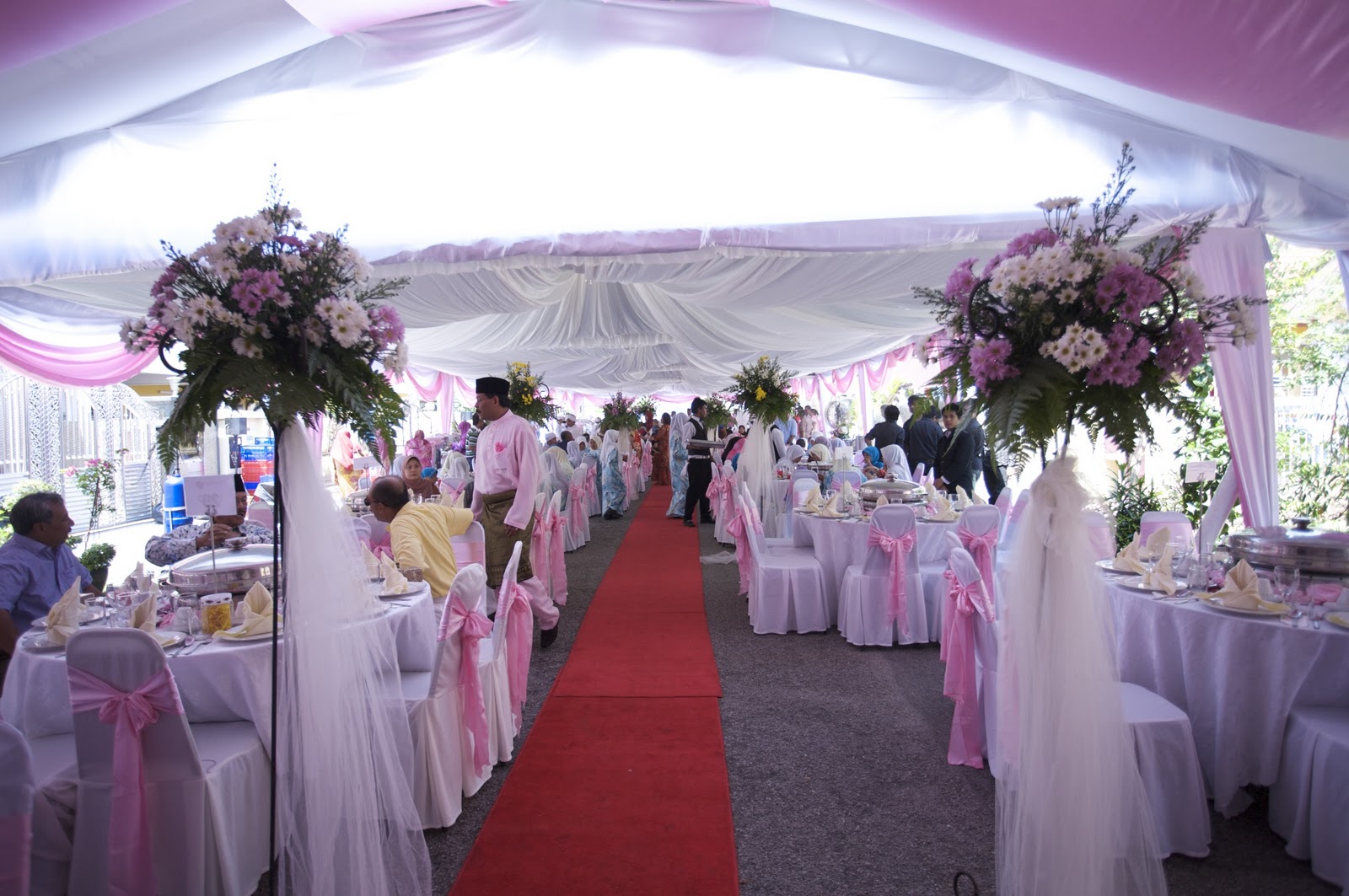 First One Resources: tema-pink putih