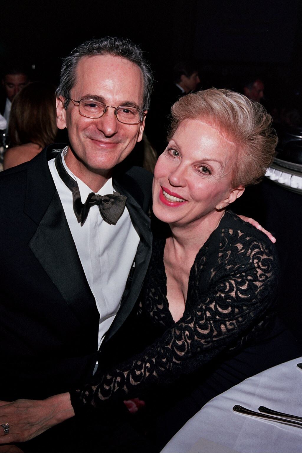 BELAS ATRIZES LINDAS DIVAS FOTOS COLORIDAS CELEBRIDADES DO CINEMA: CID ...