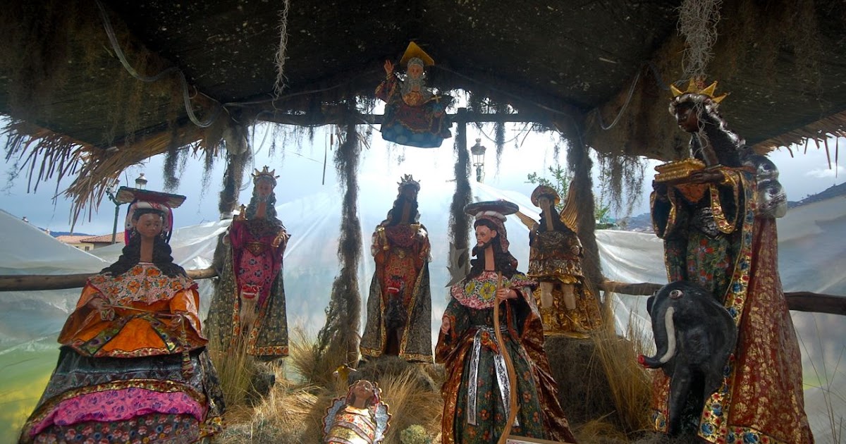 crazy little thing called blog: Christmas in Peru: Nativity Scenes
