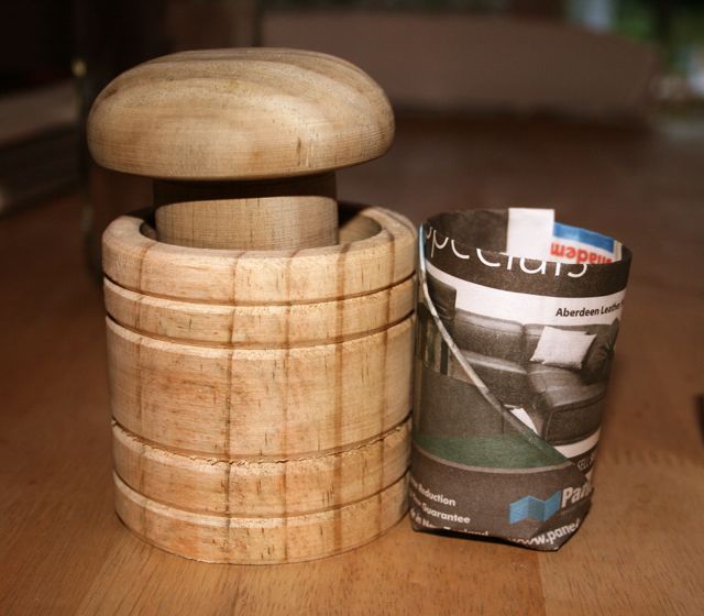 Our Wee Farm: How to make a paper pot!