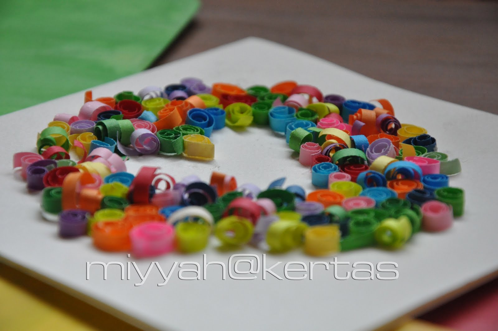 Miyyah@Kertas: Scrap thy heart