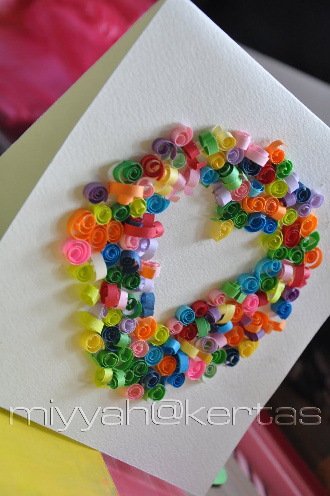 Miyyah@Kertas: Scrap thy heart