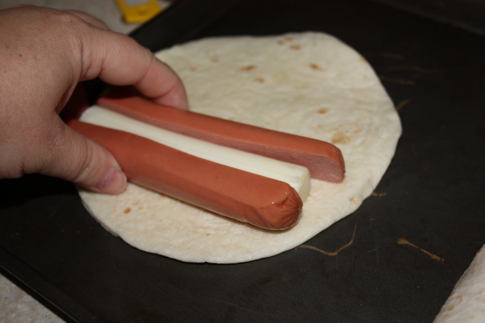 The Everydayness of being Mert: The Hot Dog Wrap