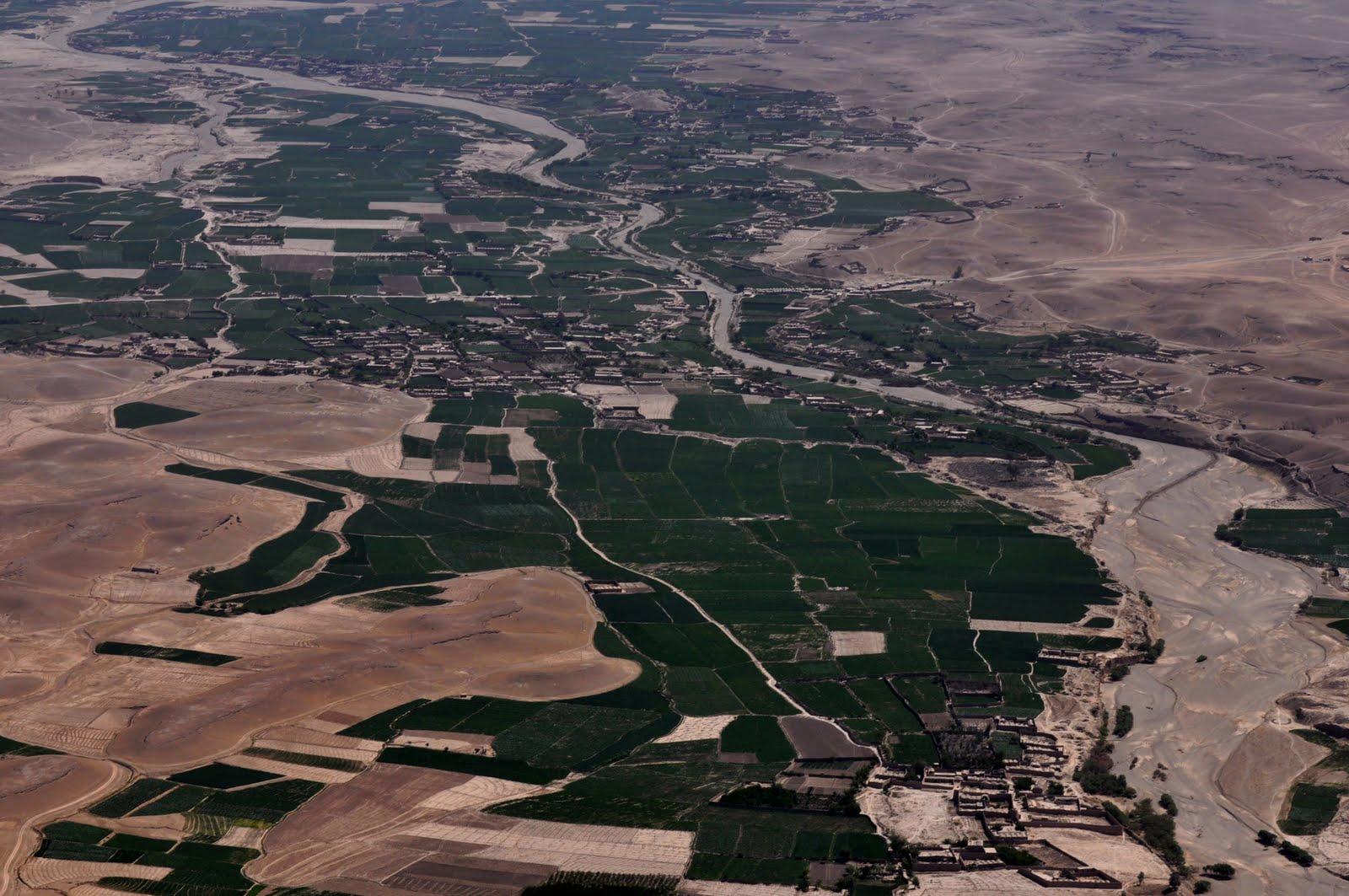 Helmand Blog - Afghanistan: PICTURE of the day: Helmand from the air