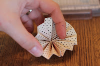 Three Yellow Lemons: Pleated Circles - Paper Craft Technique