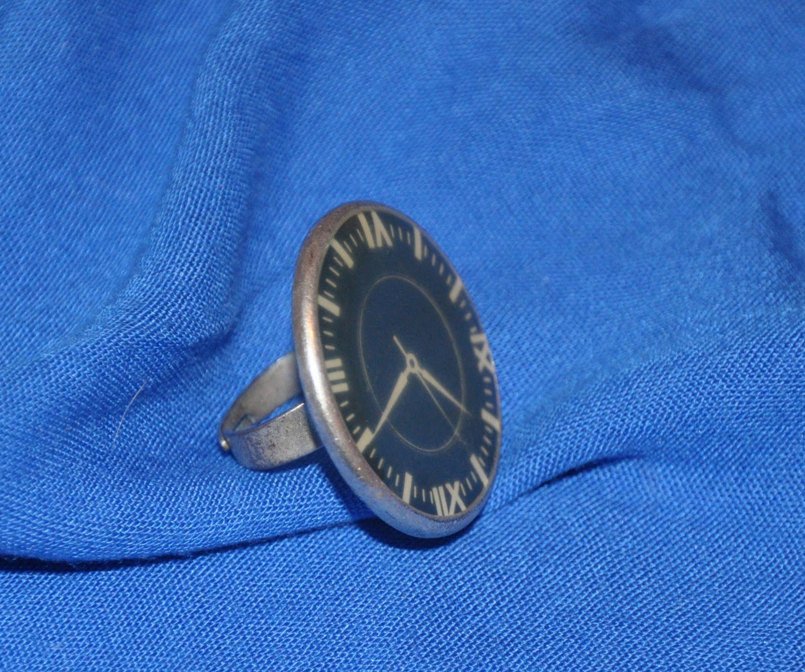 vand lucruri: Inel ceas