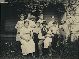 Sleepy Meadow Farm: Wiss Family, 1910s
