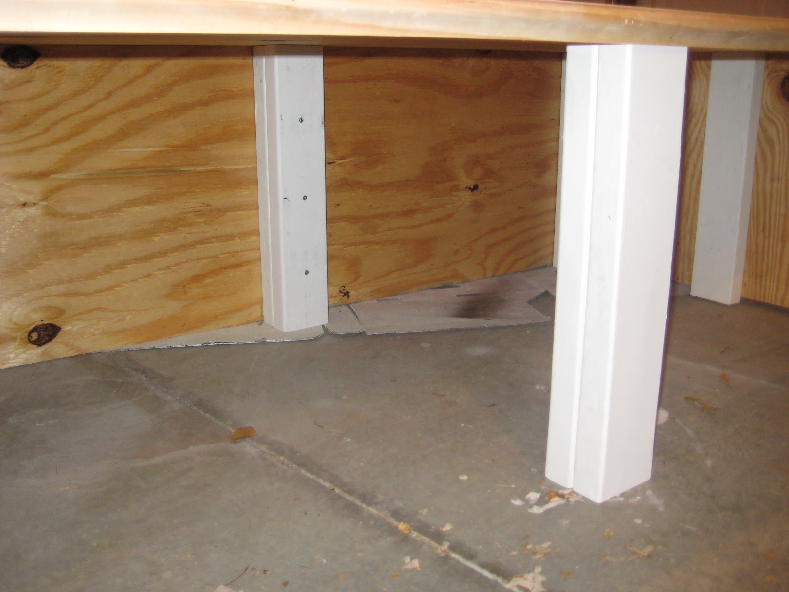 Savvy Chic Home: Easy Washer and Dryer Stand Tutorial