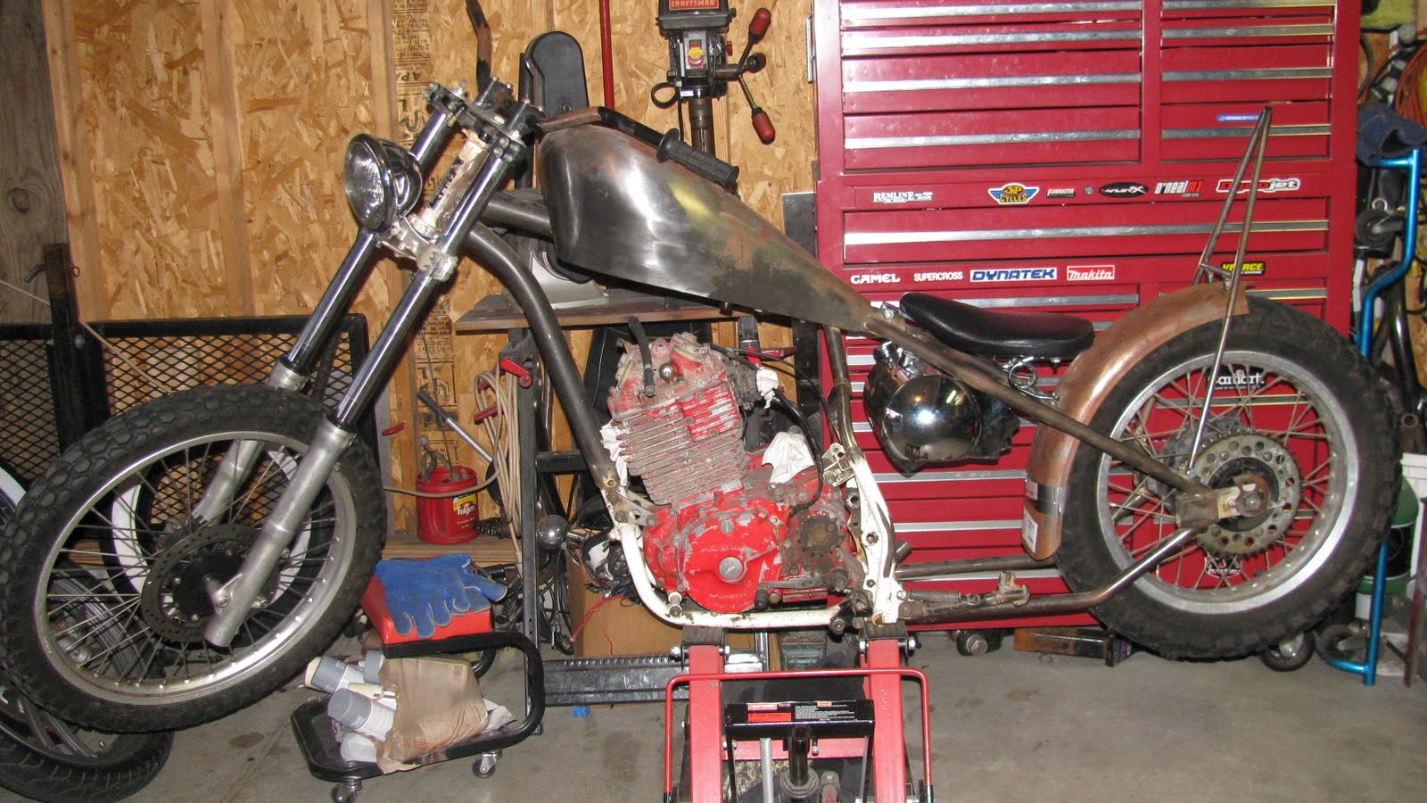 motorcycle blogs: 87 Honda XL600R chopper/bobber