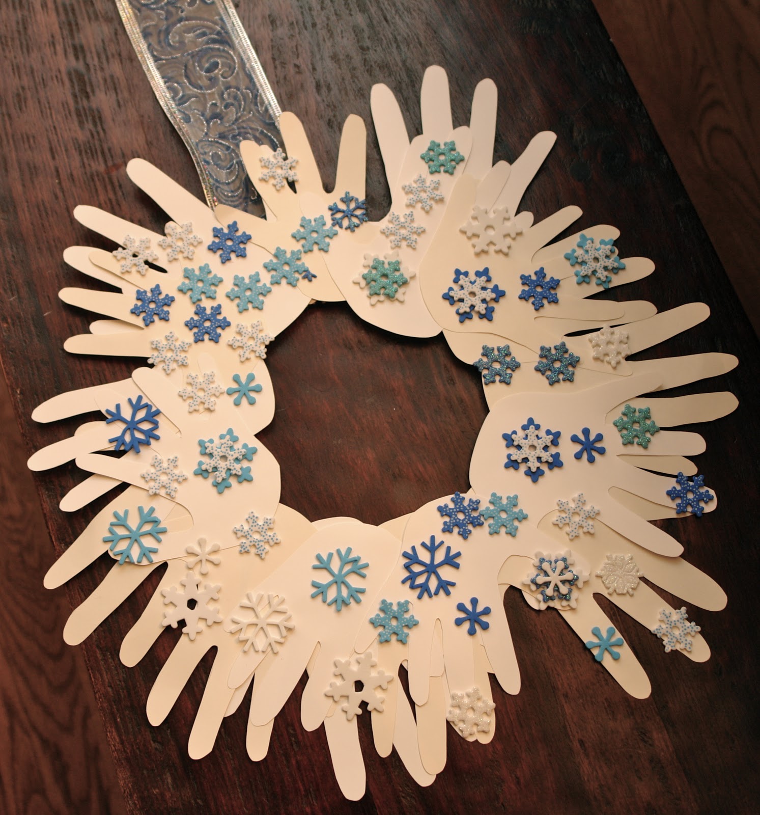 booturtle's show and tell: Handprint Wreath