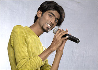 HyDeRaBaDi bLoGs: City boy Irfan Ali makes it to top 5 on Voice Of India