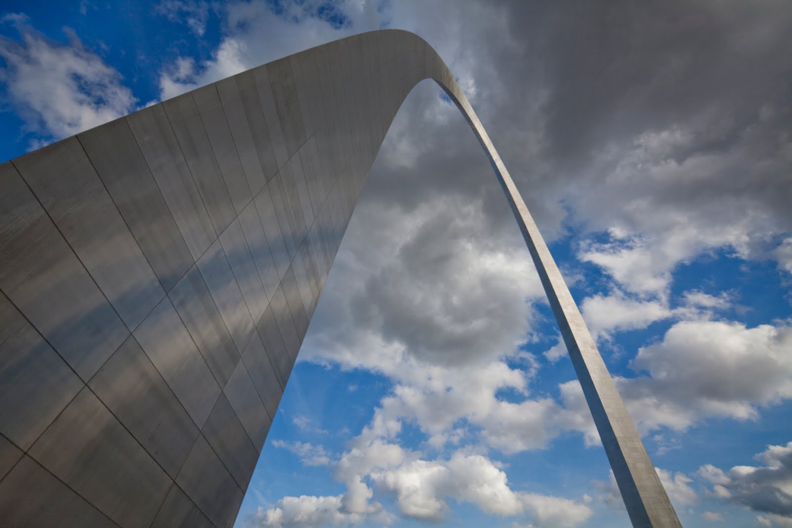 40 Awesome PHOTOS of Saint Louis Arch Postcard | BOOMSbeat