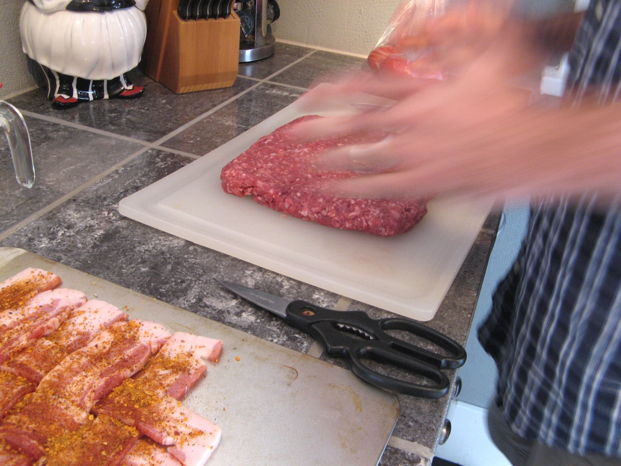 Playing With My Food: Bacon Explosion!