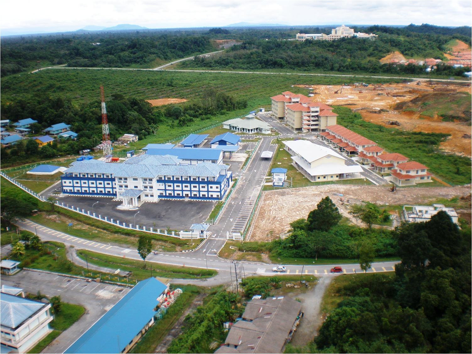 Abang - 1 - TWO - 7: Gambar IPD Betong - Dari Udara