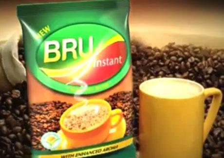 Adformula: Nescafe VS Bru - celebrity Parade