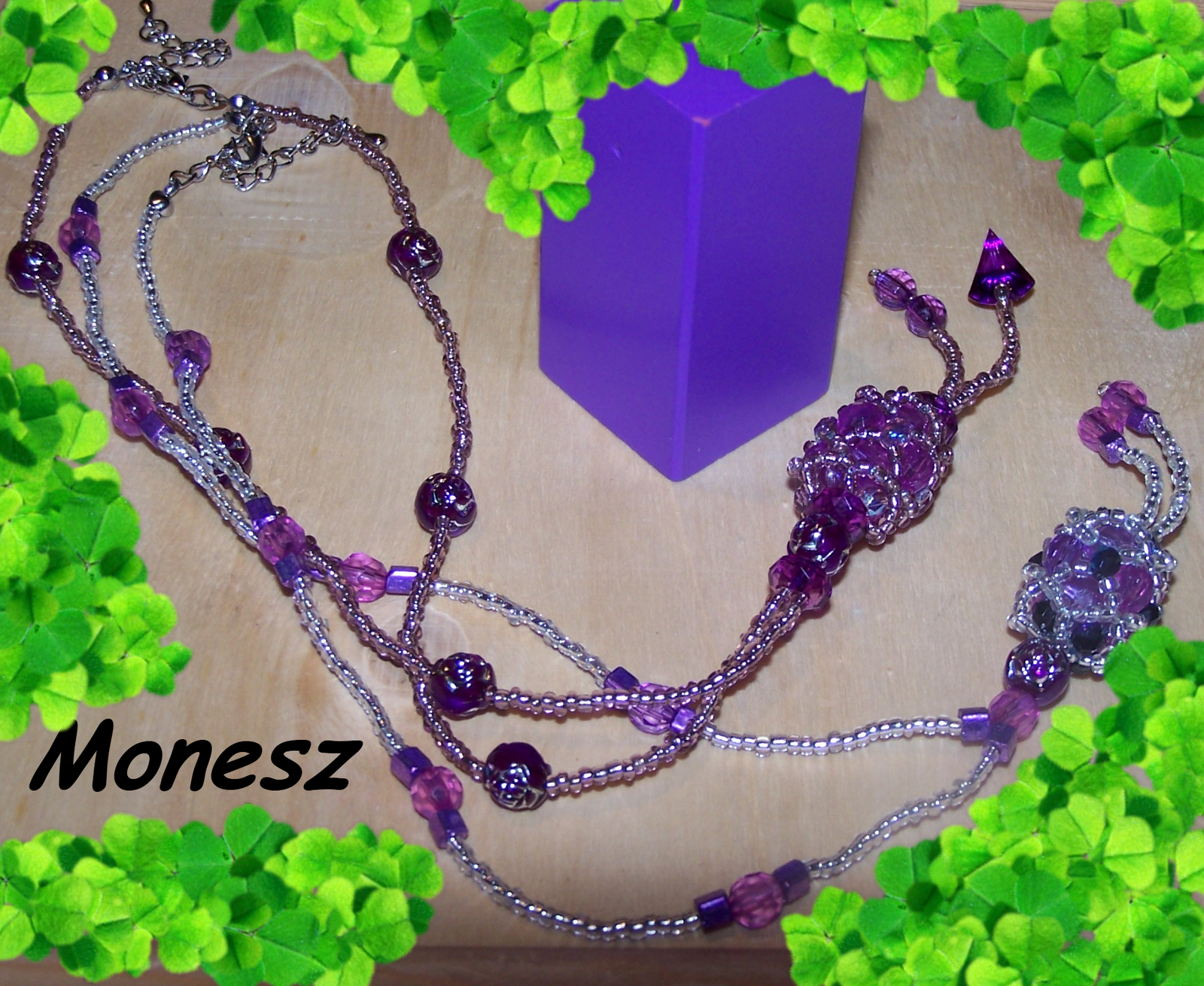 Monesz Gyöngynaplója