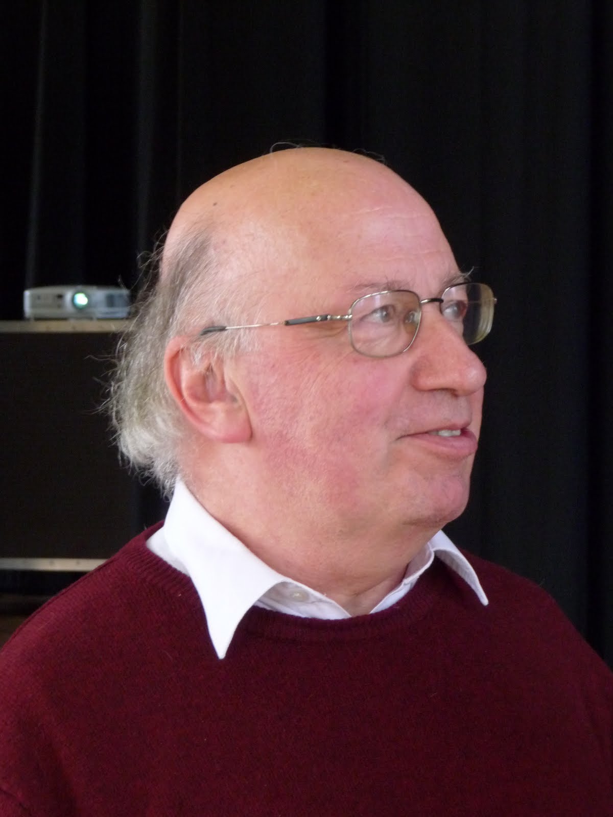 .: Prof. Neil Sinyard remembers "The Tenth Man"