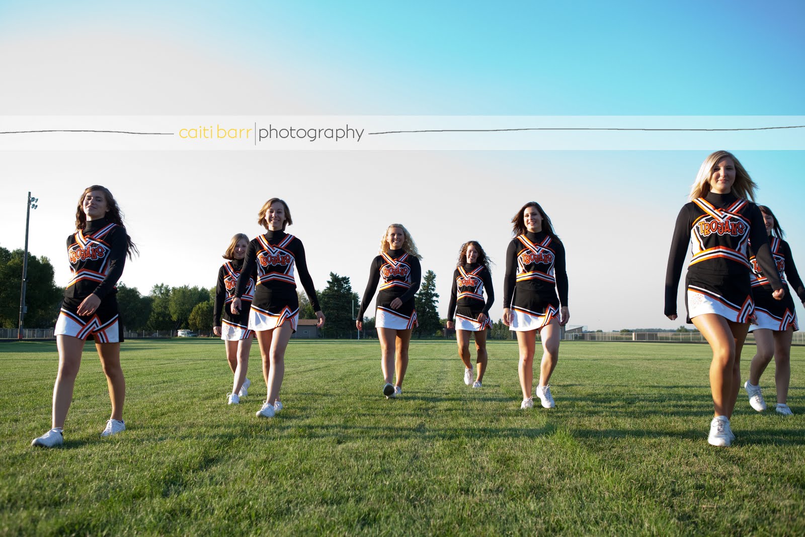 caiti barr photography: Trojan Cheerleaders