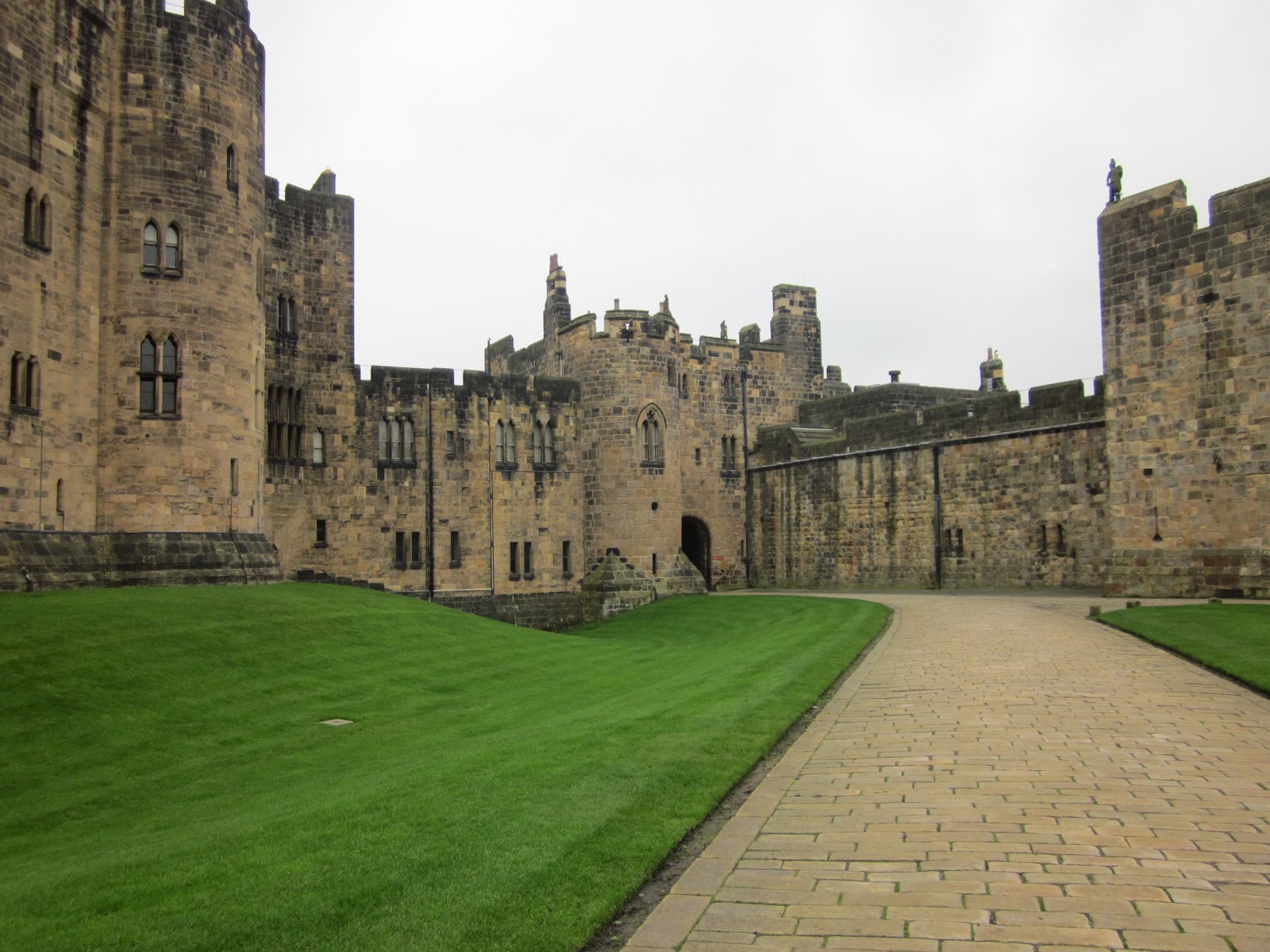 The Scurlock Scene: Harry Potter's Castle!!