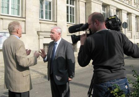 BBC Correspondent Brian Hanrahan dies: He represented a dying breed of ...