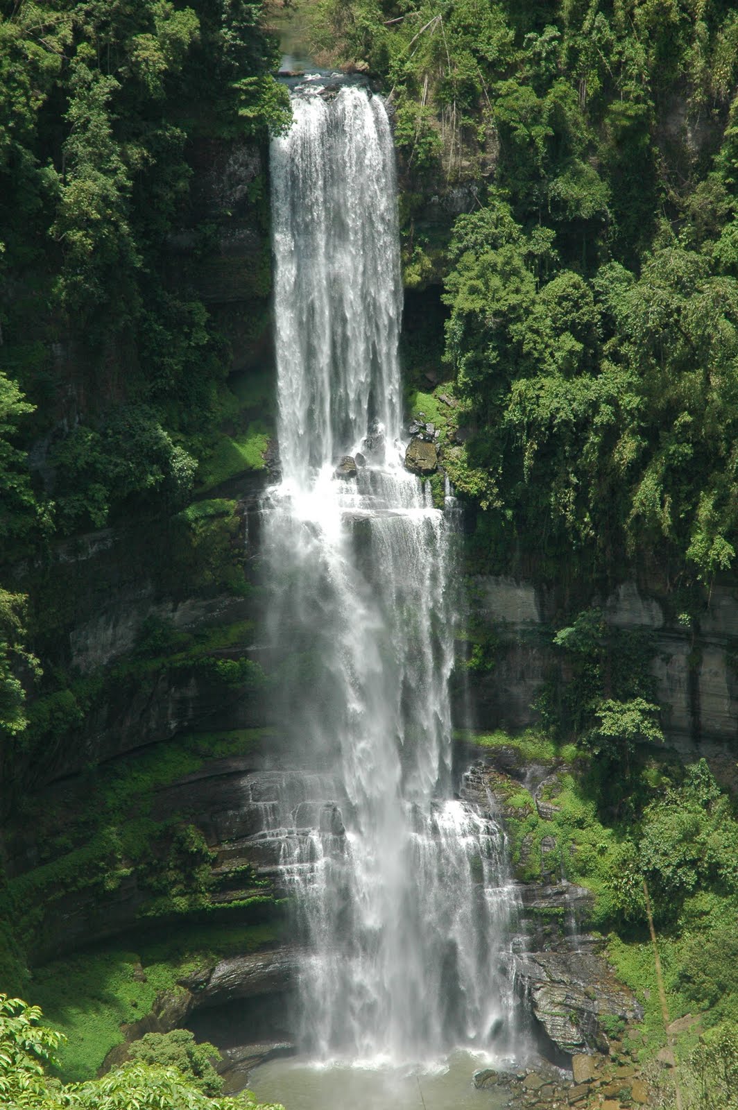 VANTAWNG FALLS NEAR THENZAWL