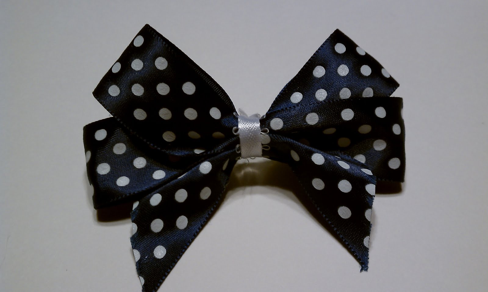 Lilie Bow Peep Bowtique: Single Layer Bows