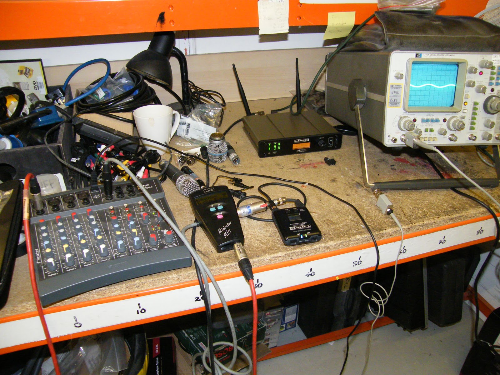 Mark Payne's Production Blog: Bench Testing the Line6 2.4 GHz XD-V70 ...