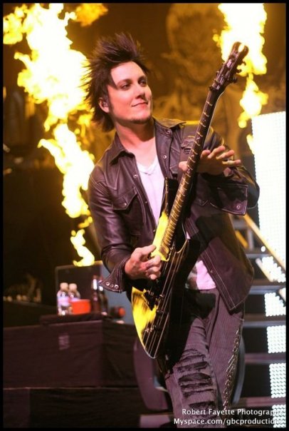 fans de Synyster Gates(Brian Elwin Haner, Jr.): Fotos de synyster gates