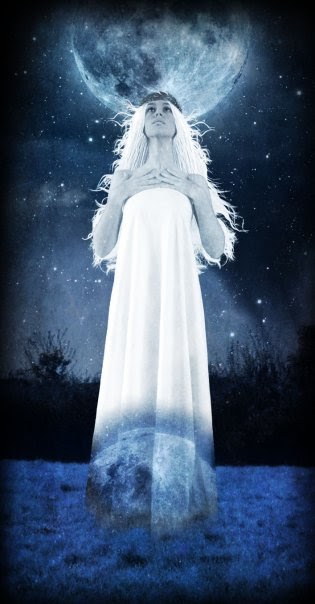 White Wolf : The Moon Woman - Native American Legends