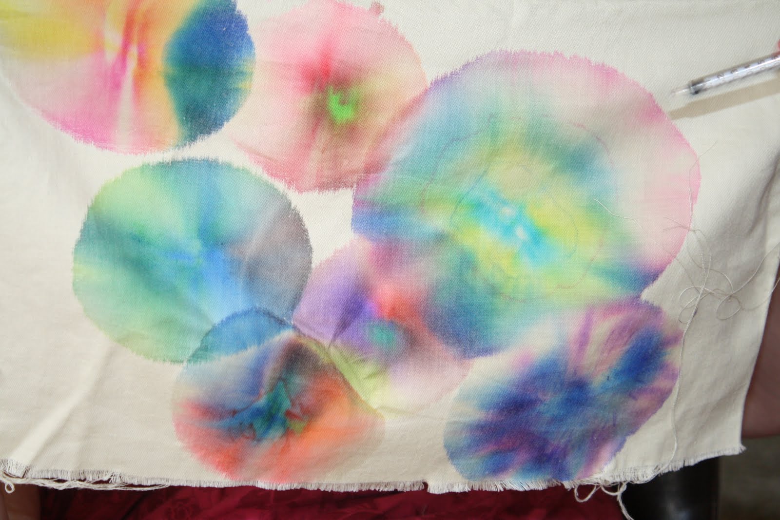 Children's Craft Showcase - Dying fabric with Permanent markers | Mum ...