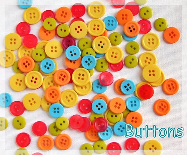 The Pink Elephant: Things we love... BUTTONS!