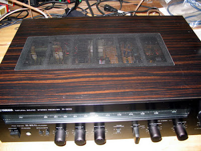 HiFi Collector: Receivers - Yamaha R-300