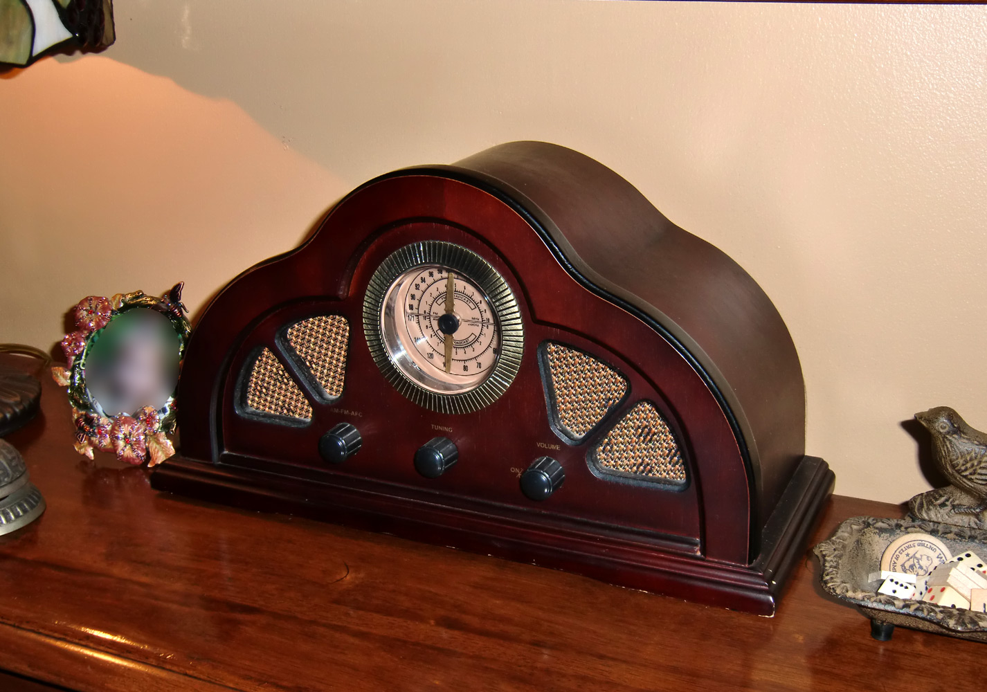 HiFi Collector: Antique Radio Reproductions - Does "Real" Matter?