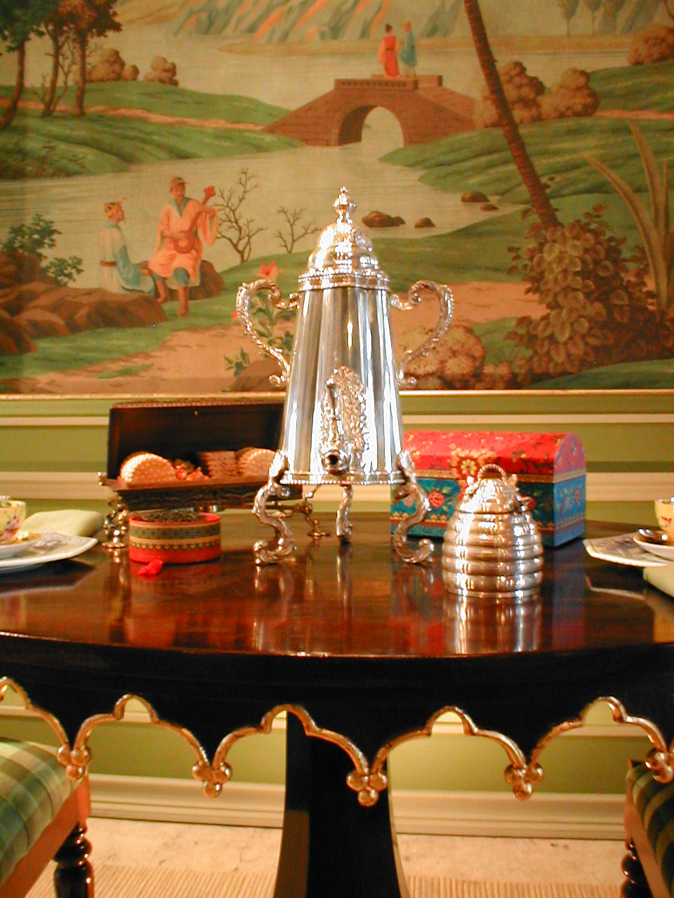 The Style & Design of : DEAN YODER