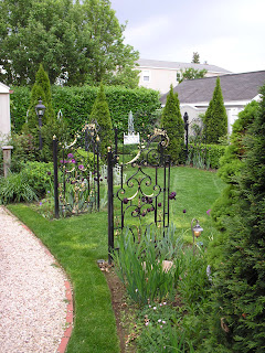 The Style & Design of : DEAN YODER