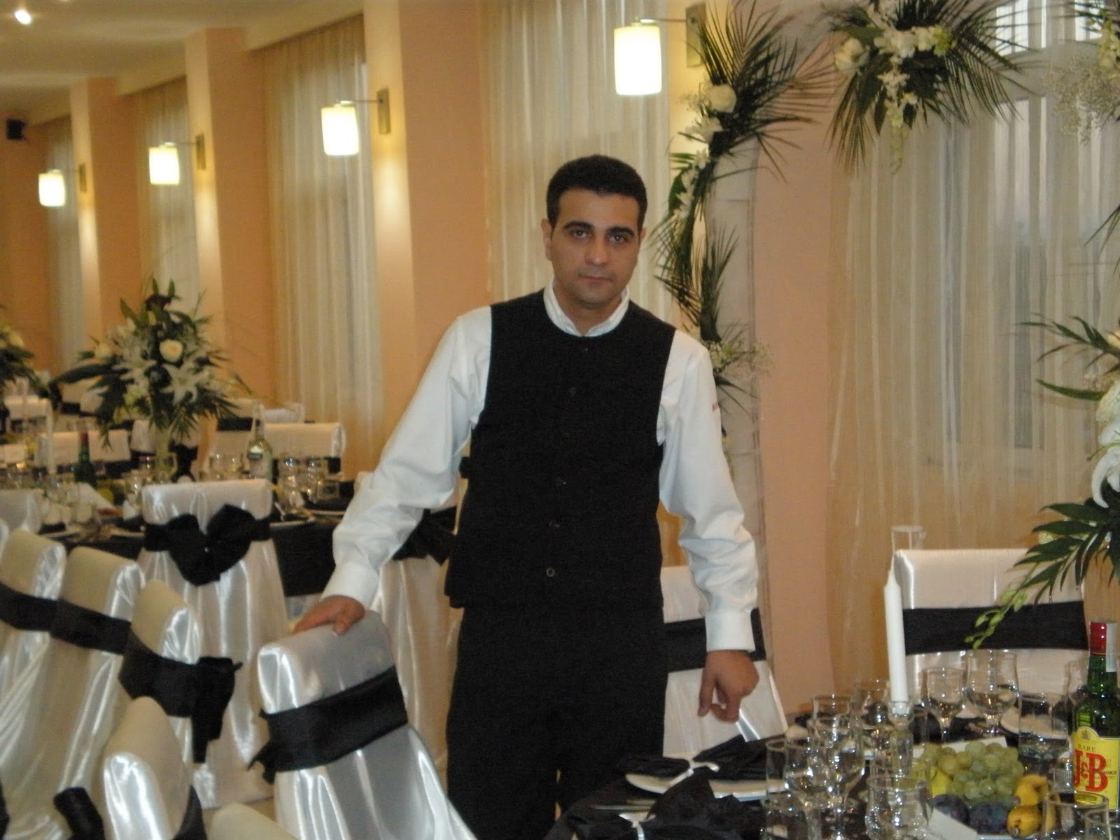 OSPATARI PROFESIONISTI PENTRU EVENIMENTE