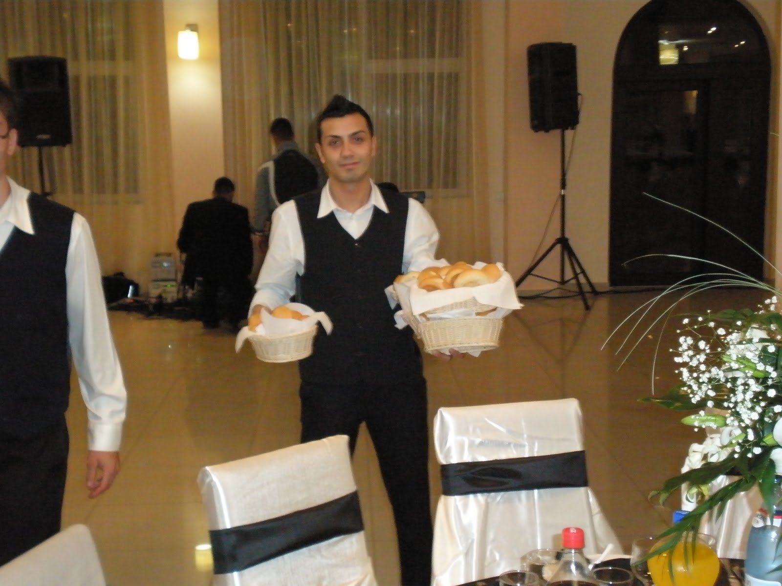 OSPATARI PROFESIONISTI PENTRU EVENIMENTE