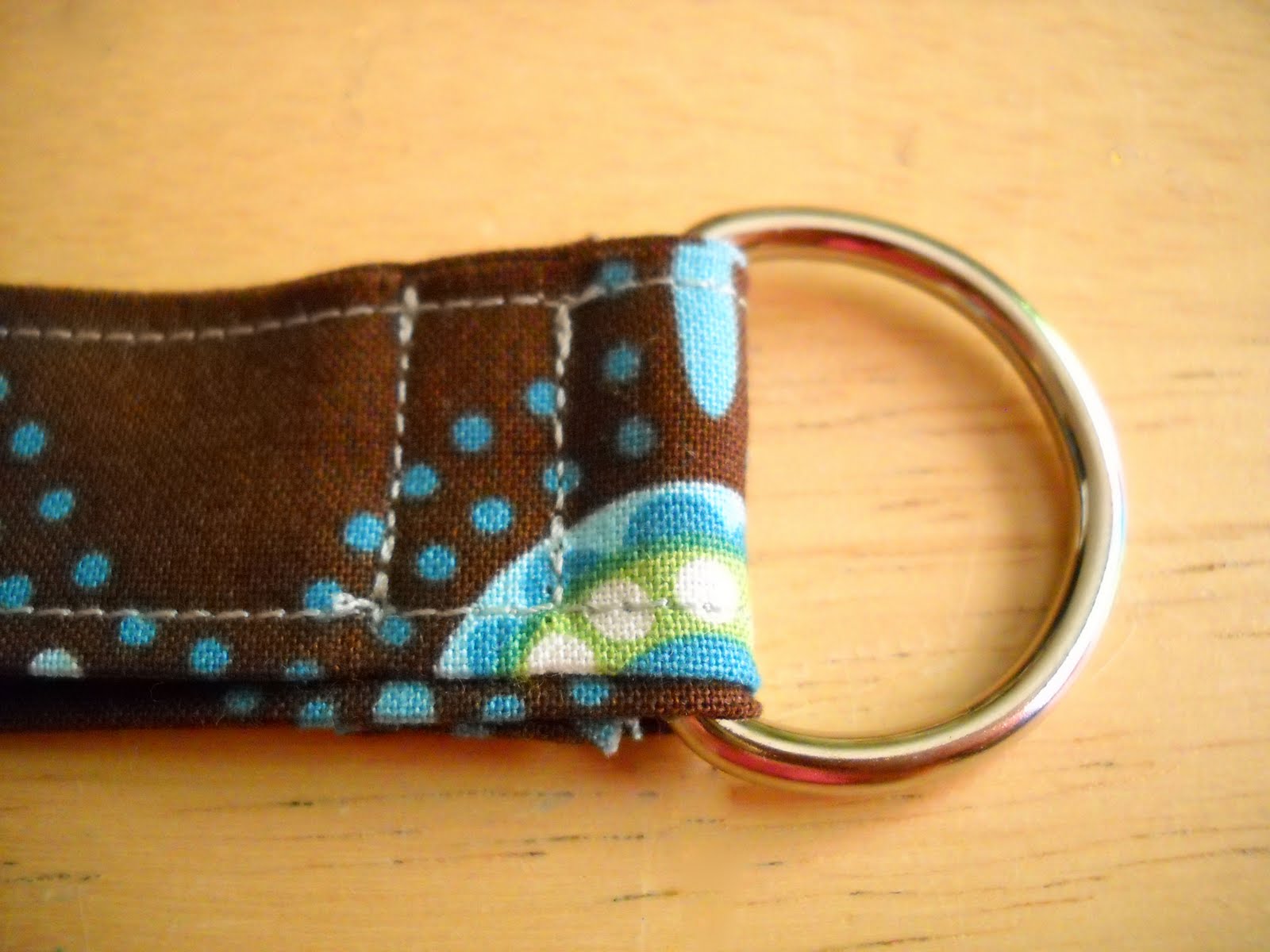 Crae's Creations: Lanyard Tutorial