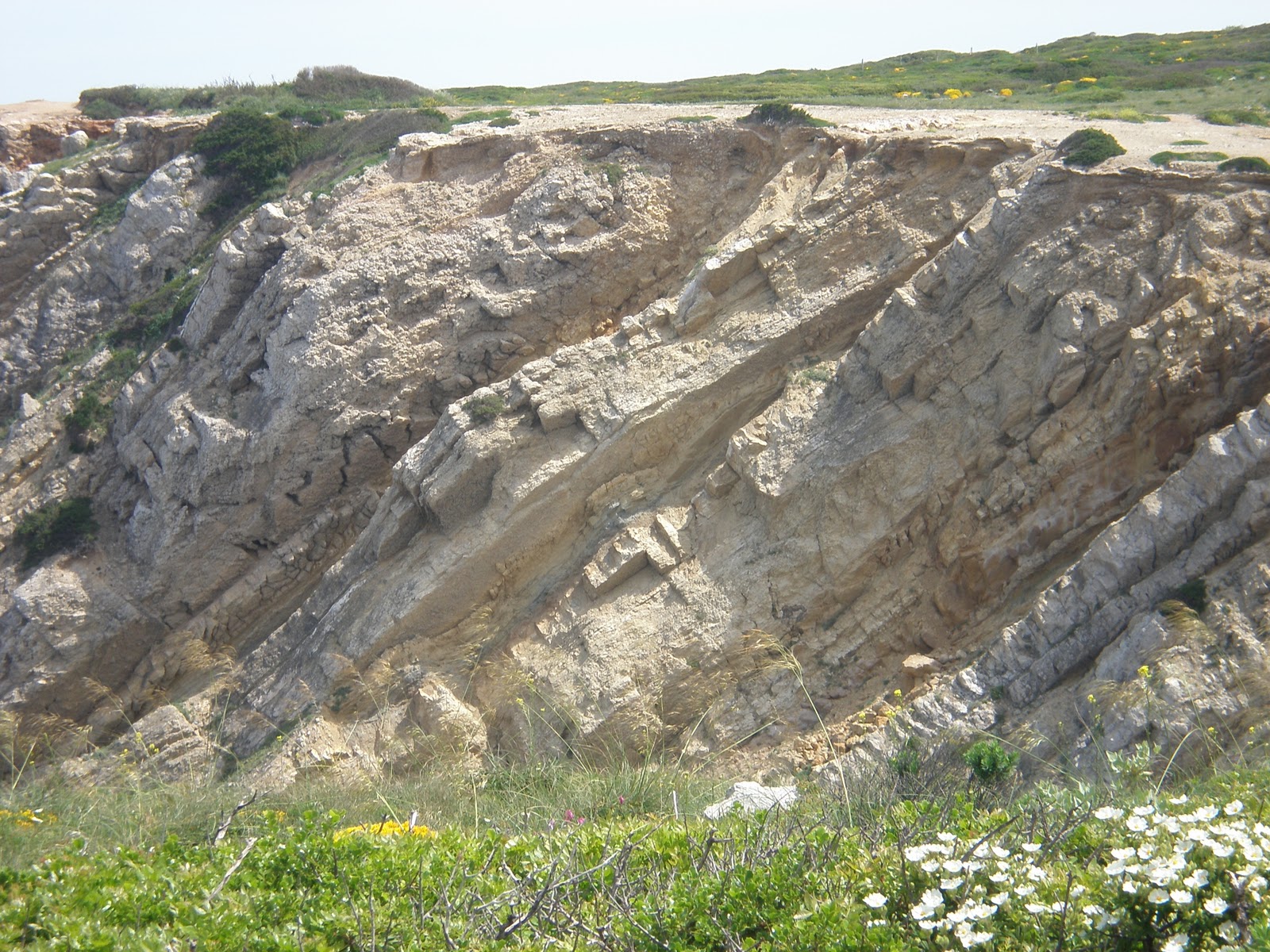 Que Mundo é este?: "A Estratificação de um Estrato"