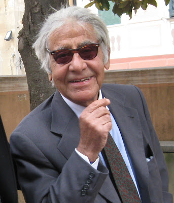 Scultura in ceramica: BRUNO LOCCI FERMO IMMAGINE